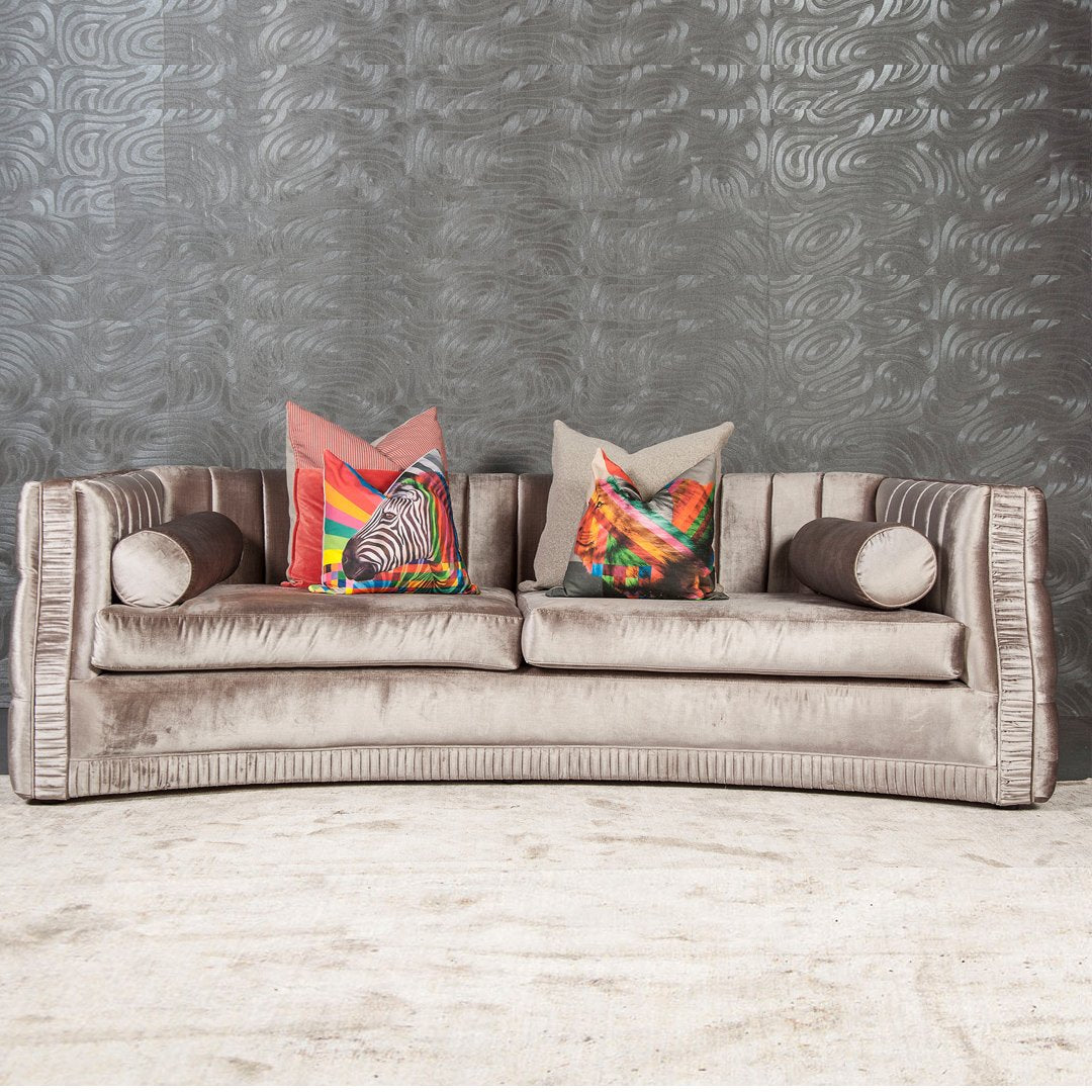 Angie Couch – Setters Furniture